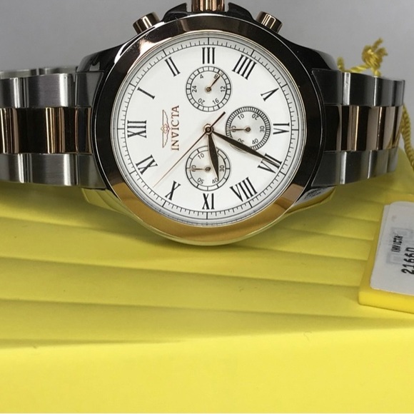 Invicta | Accessories | Nwt Gorgeous Invicta Specialty Watch Crisp ...